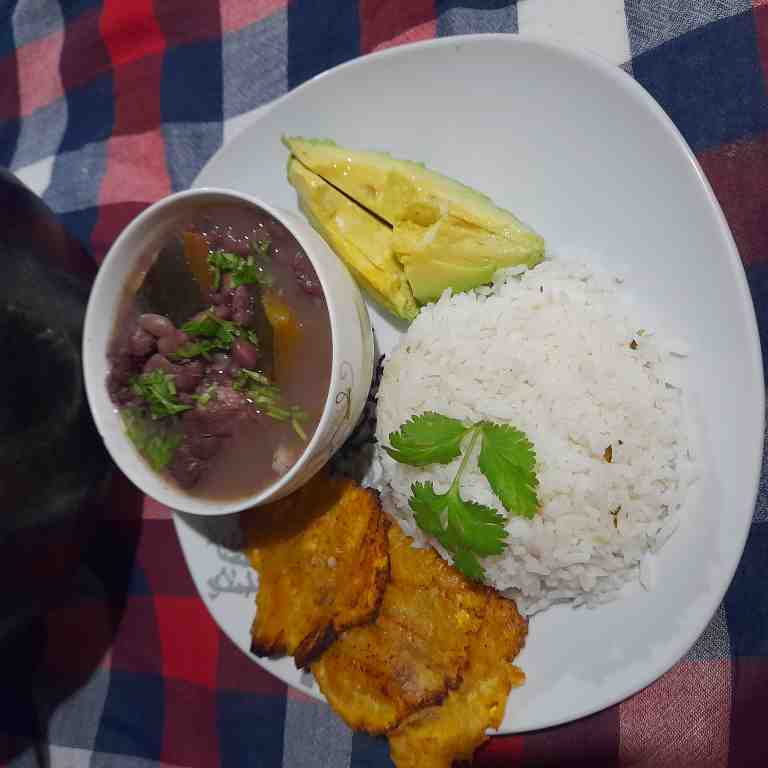 Frijoles tiernos rojos con costilla de cerdo | Sistema de Información ...